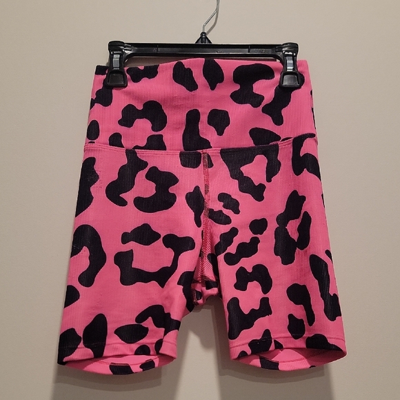 Beach Riot | Shorts | Beach Riot Hot Pink And Black Animal Print Bike ...